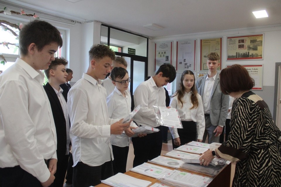 Mamy odpowiedzi z próbnego egzaminu ósmoklasisty z matematyki. CKE 2026 ...