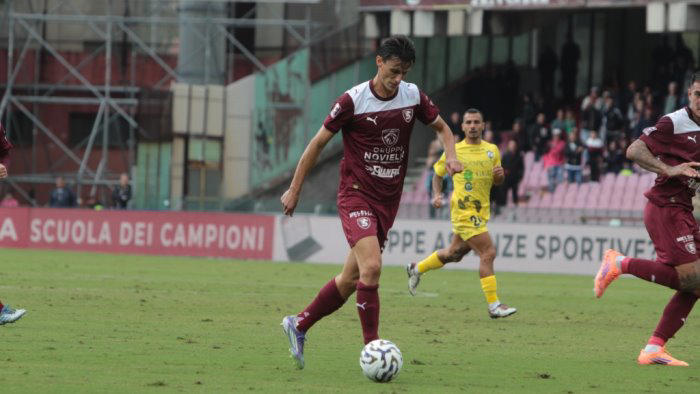 Salernitana, i messaggi di Raffaele: "Aspetto rinforzi". Rebus Inglese