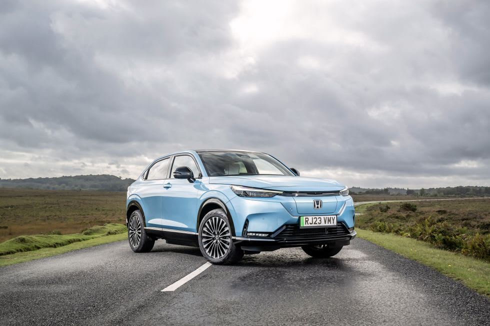 Major car brand unveils huge change to iconic logo ahead of new vehicle ...