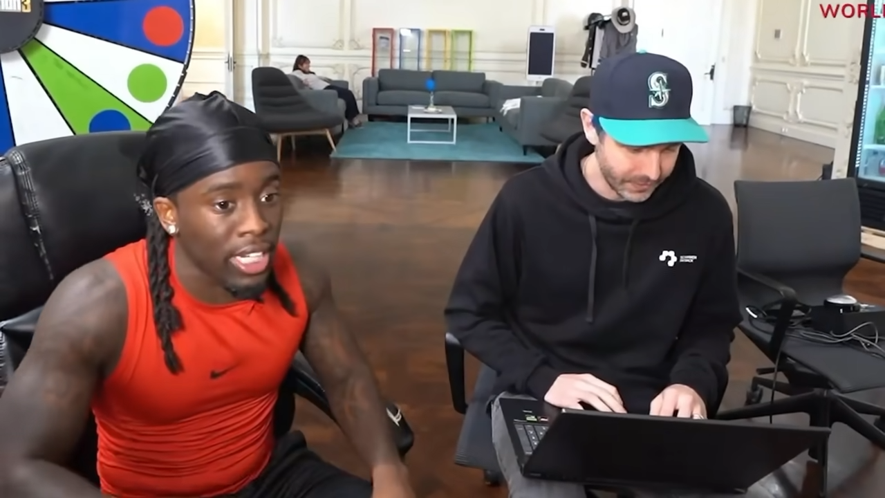 A racist scammer gets shut down in real time