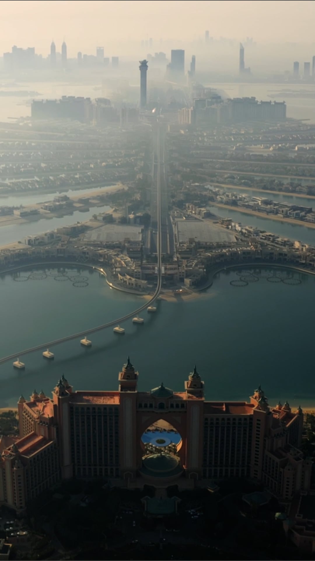 Drone tour of Jebel Ali & Palm Jumeirah: Dubai’s industry vs luxury