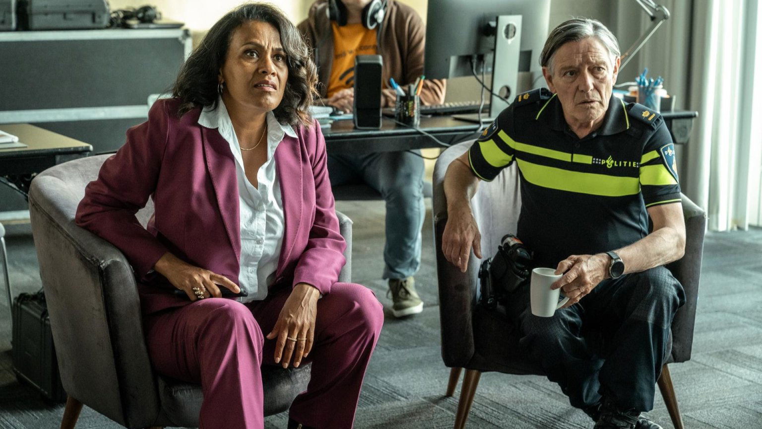 Netflix deelt nieuwe beelden van spannende Vlaams-Nederlandse politieserie