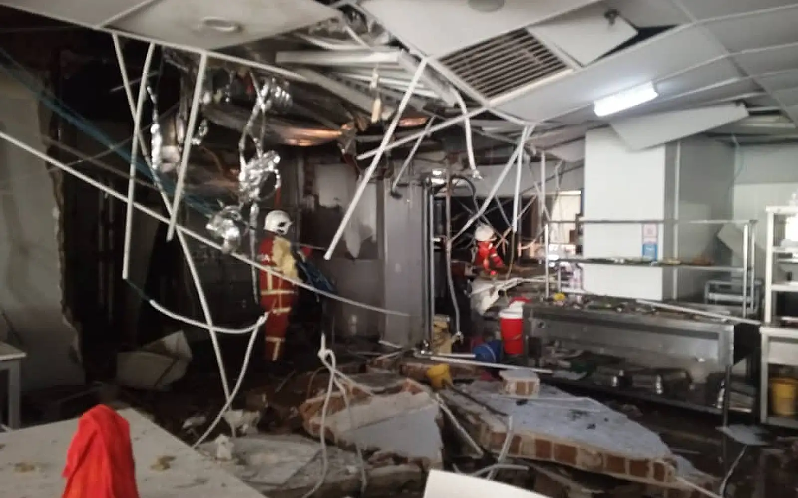 PM calls for swift, thorough probe into blast at private university