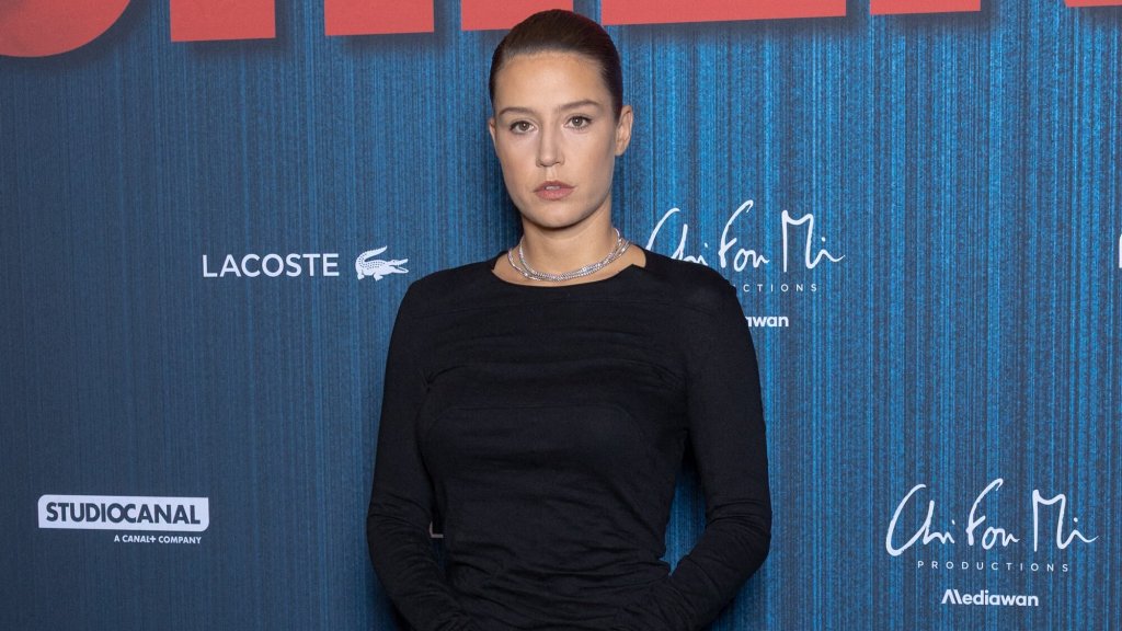 Adèle Exarchopoulos : le père de son fils placé en garde à vue pour ...