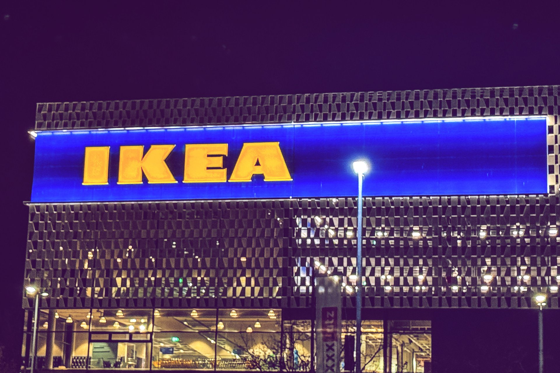 Bunte Highlights für dein Heim: Dieses Ikea-Bild ist ein echter Hingucker!