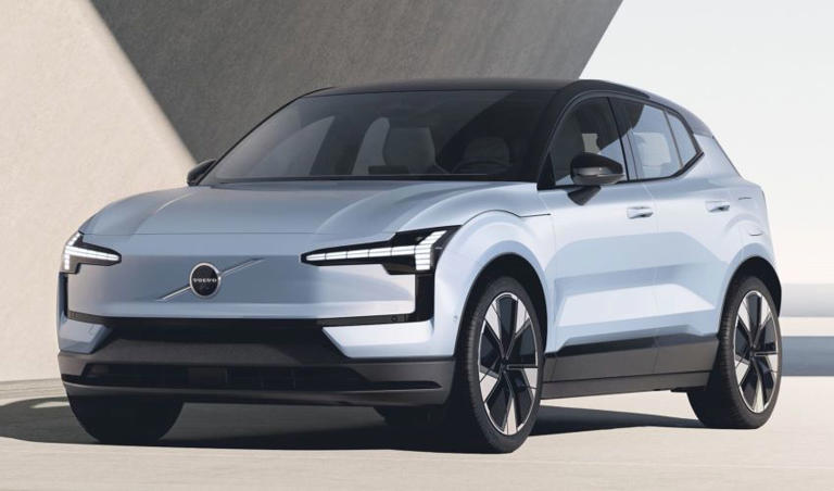 Recall notice issued for electric car after warning it could catch fire