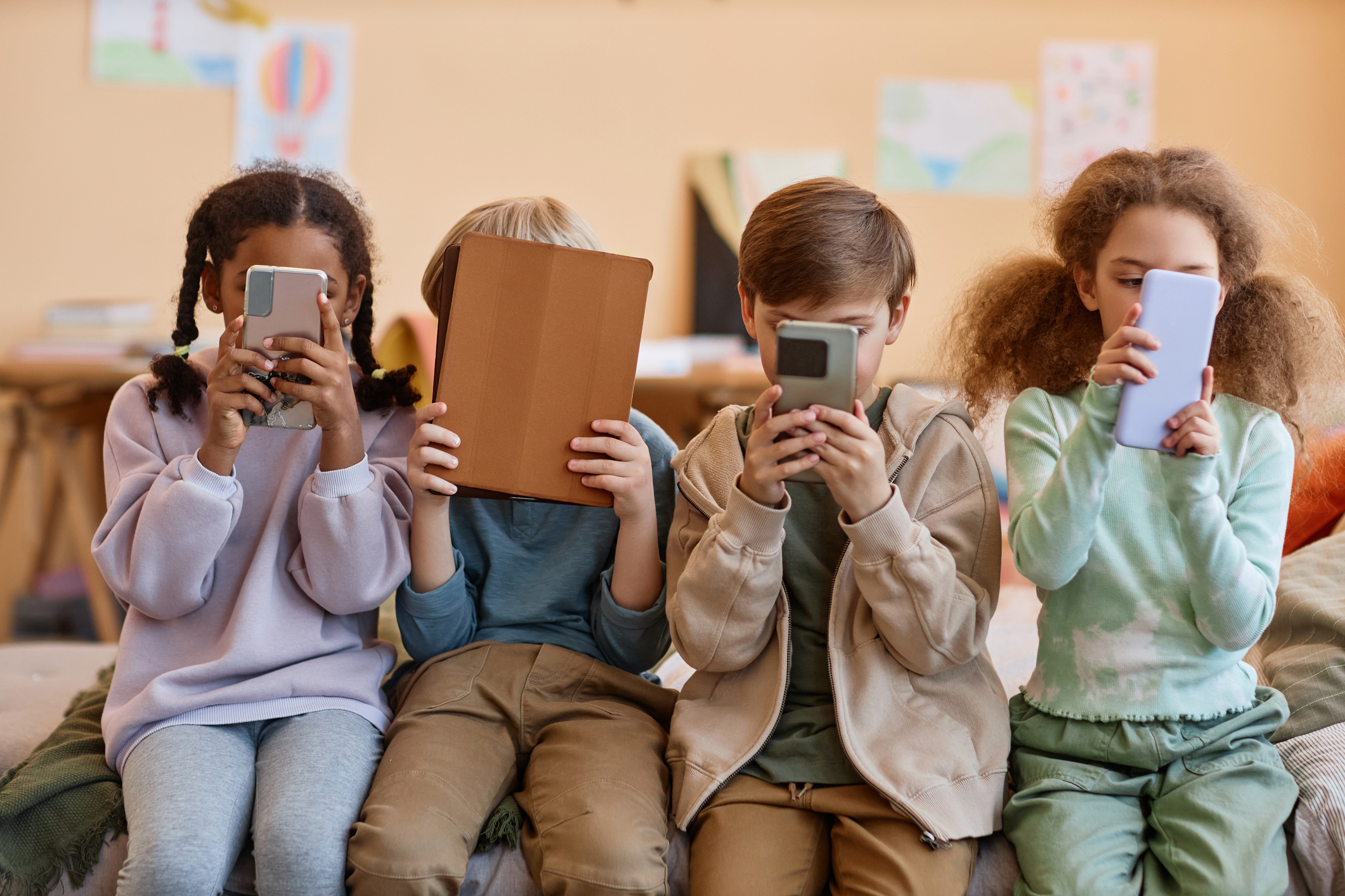 ADHD, l'uso prolungato dei social aumenta il rischio di sviluppare ...
