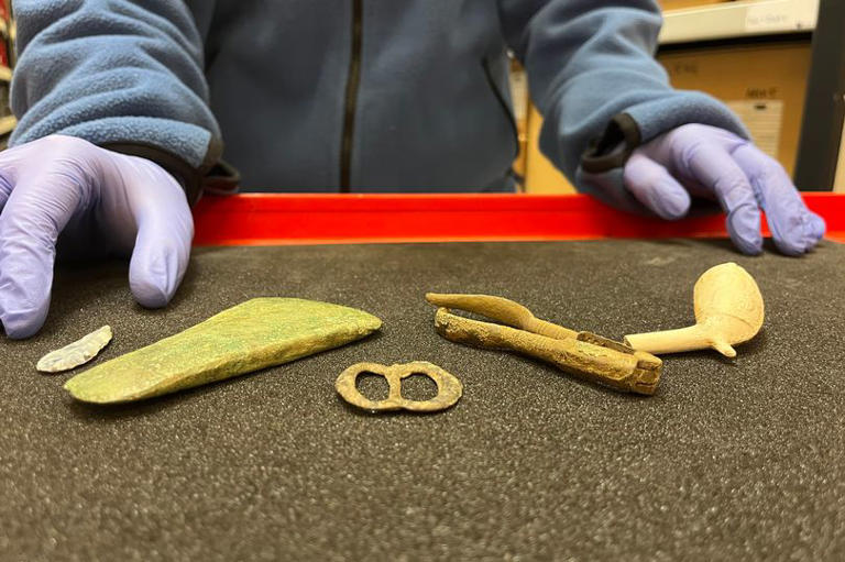 Ancient artefacts discovered beneath Leeds streets from arrow to glass bead