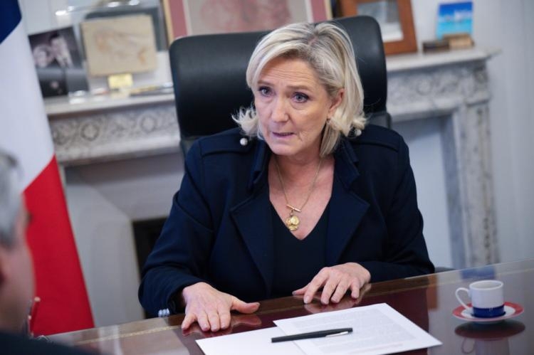 Le procès en appel du RN s’ouvre mardi : Marine Le Pen joue sa ...