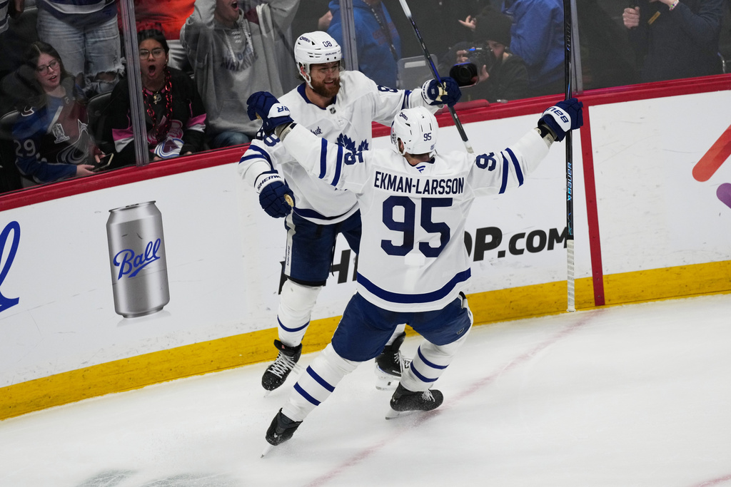 William Nylander's OT goal gives Leafs 4-3 victory, snaps Avalanche's ...