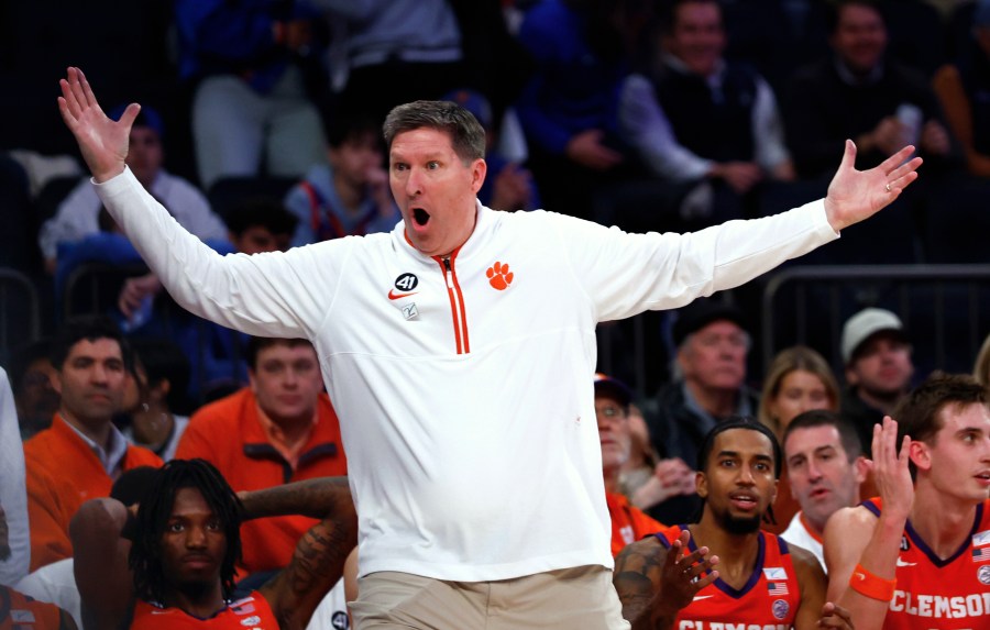 Clemson enters AP Top 25 for first time this season