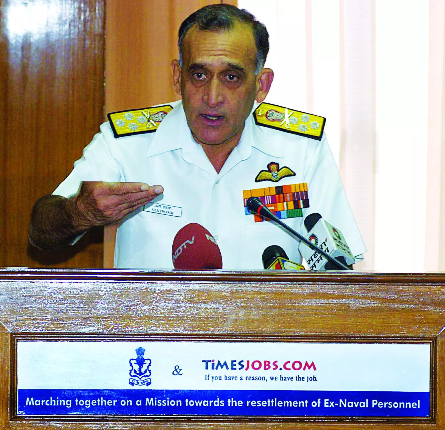 Election Commission cites system error after notice to ex-Navy chief ...