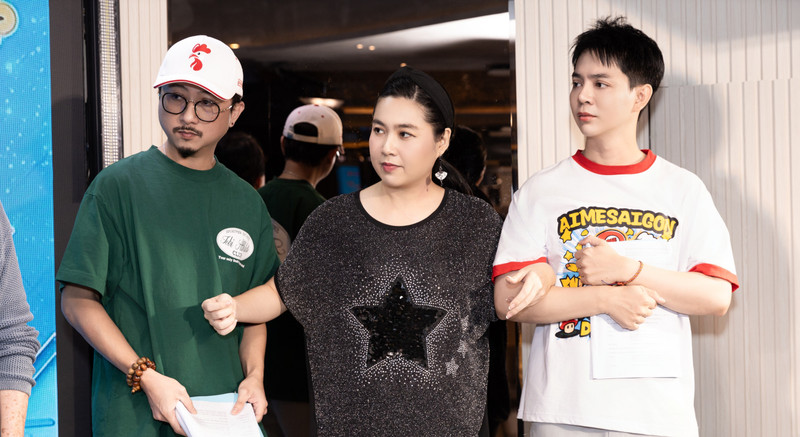 NSND Trịnh Kim Chi và NSƯT Kim Tử Long căng thẳng ở hậu trường