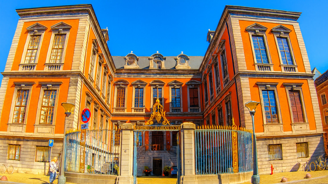 Klassieke architectuur in het centrum van Luik