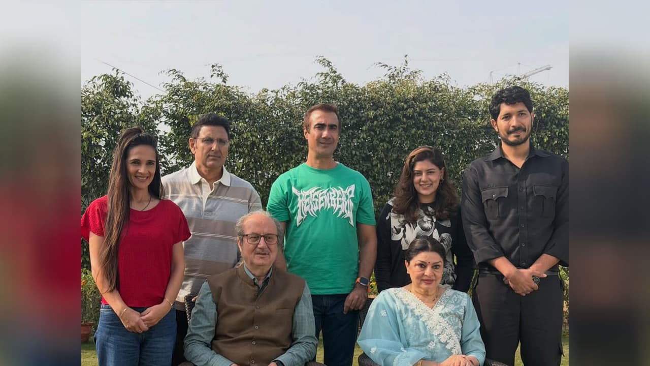 Khosla Ka Ghosla 2: Anupam Kher reunites with OG cast for sequel