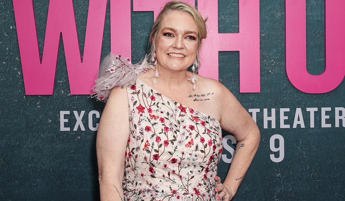 Author Colleen Hoover reveals cancer diagnosis as she approaches end of ...