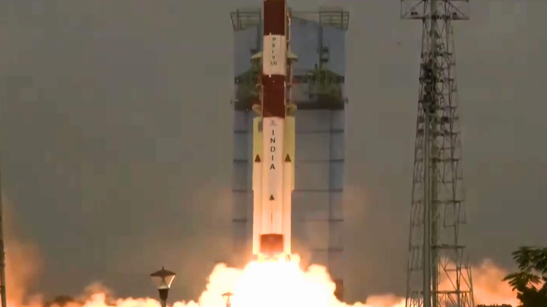 Indische Rakete kommt vom Kurs ab: Weltraumbehörde spricht von "Anomalie"