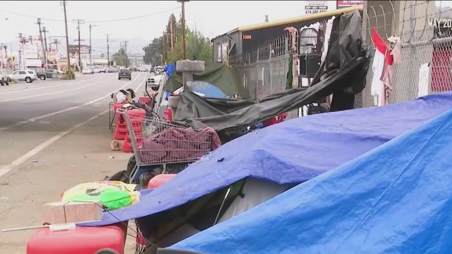 El Cajon consider storage program for homeless people's items