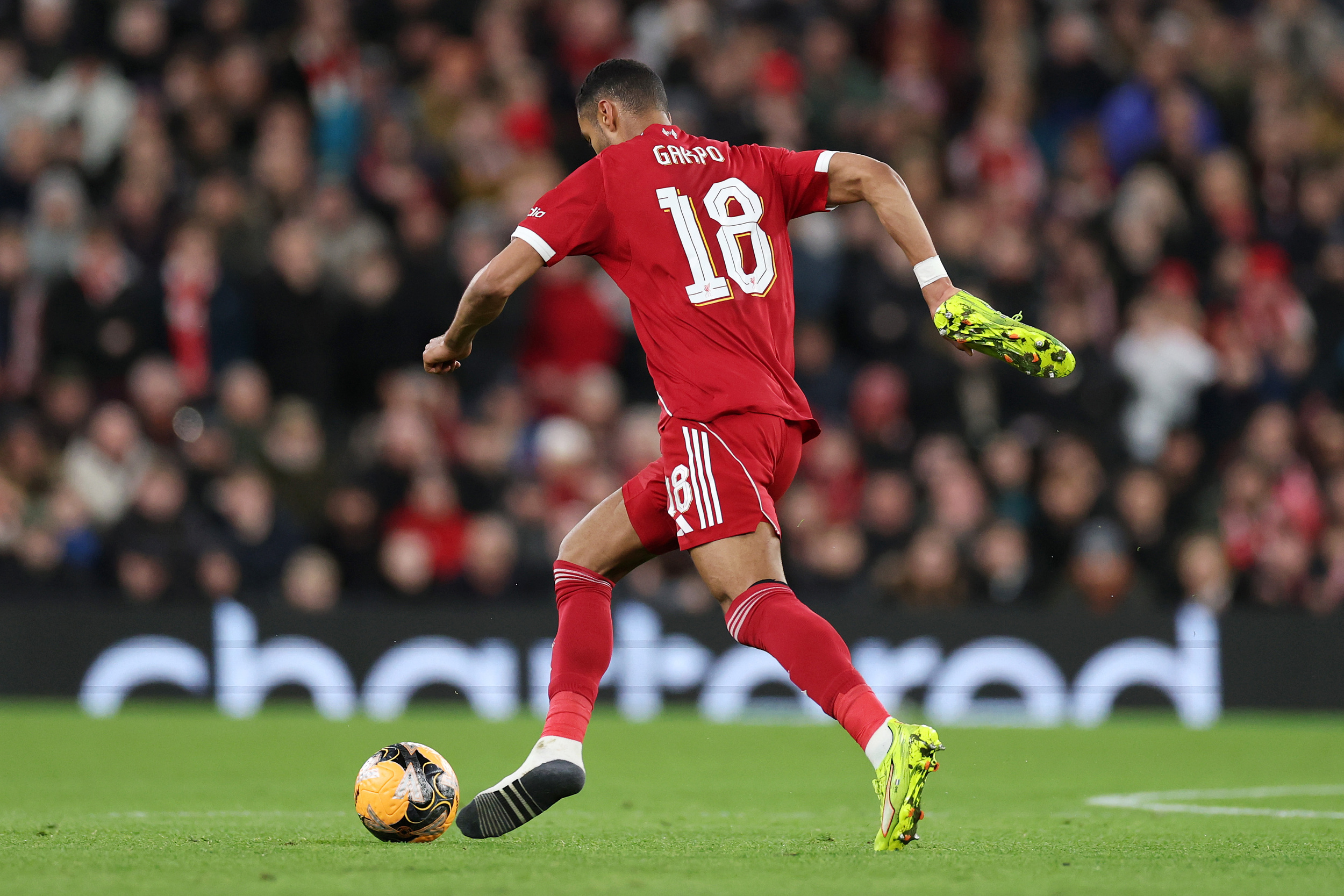 Watch: Cody Gakpo did something rather unusual during first half of FA ...