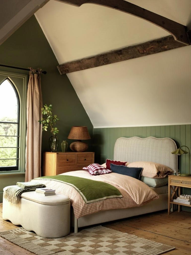 How to style a modern farmhouse bedroom — 24 pieces a stylist suggests