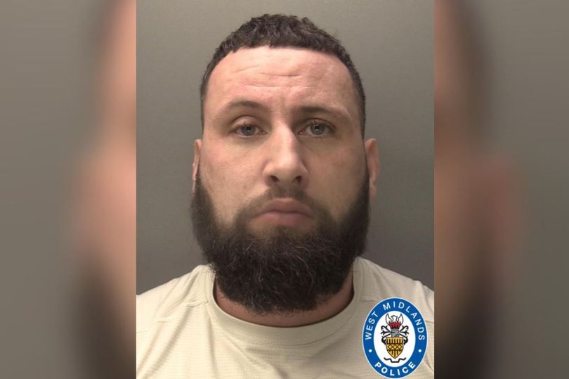 Mugshot of wanted man with Coventry links issued as public told to call 999