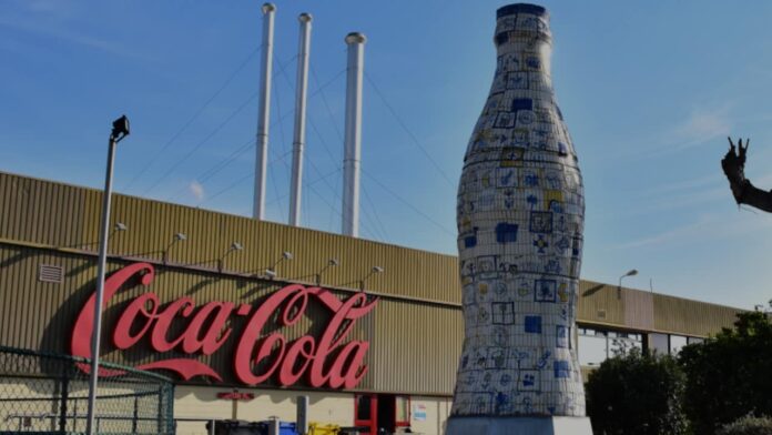 YouTuber alega ter descoberto a fórmula secreta da Coca-Cola