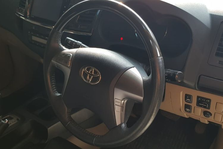 SUV besar Toyota Fortuner VNT 2013 bisa jadi pilihan, cek harganya