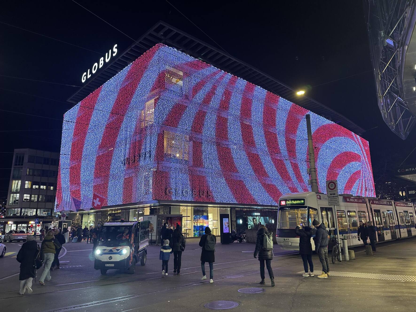 Globus streicht jede dritte Stelle am Zürcher Hauptsitz
