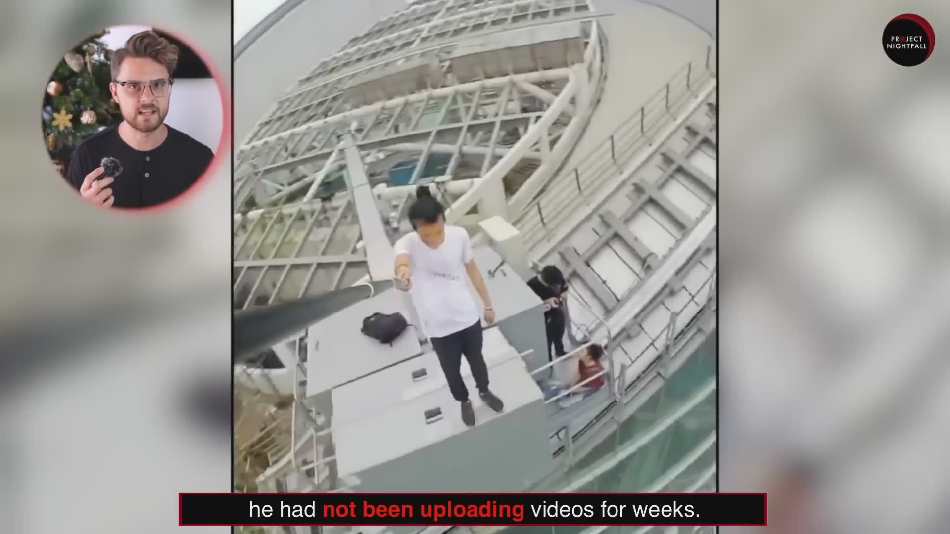 Rooftop climber's last stunt before plummeting to death