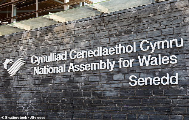 Welsh civil servants and academics spend more than a day trying to ...