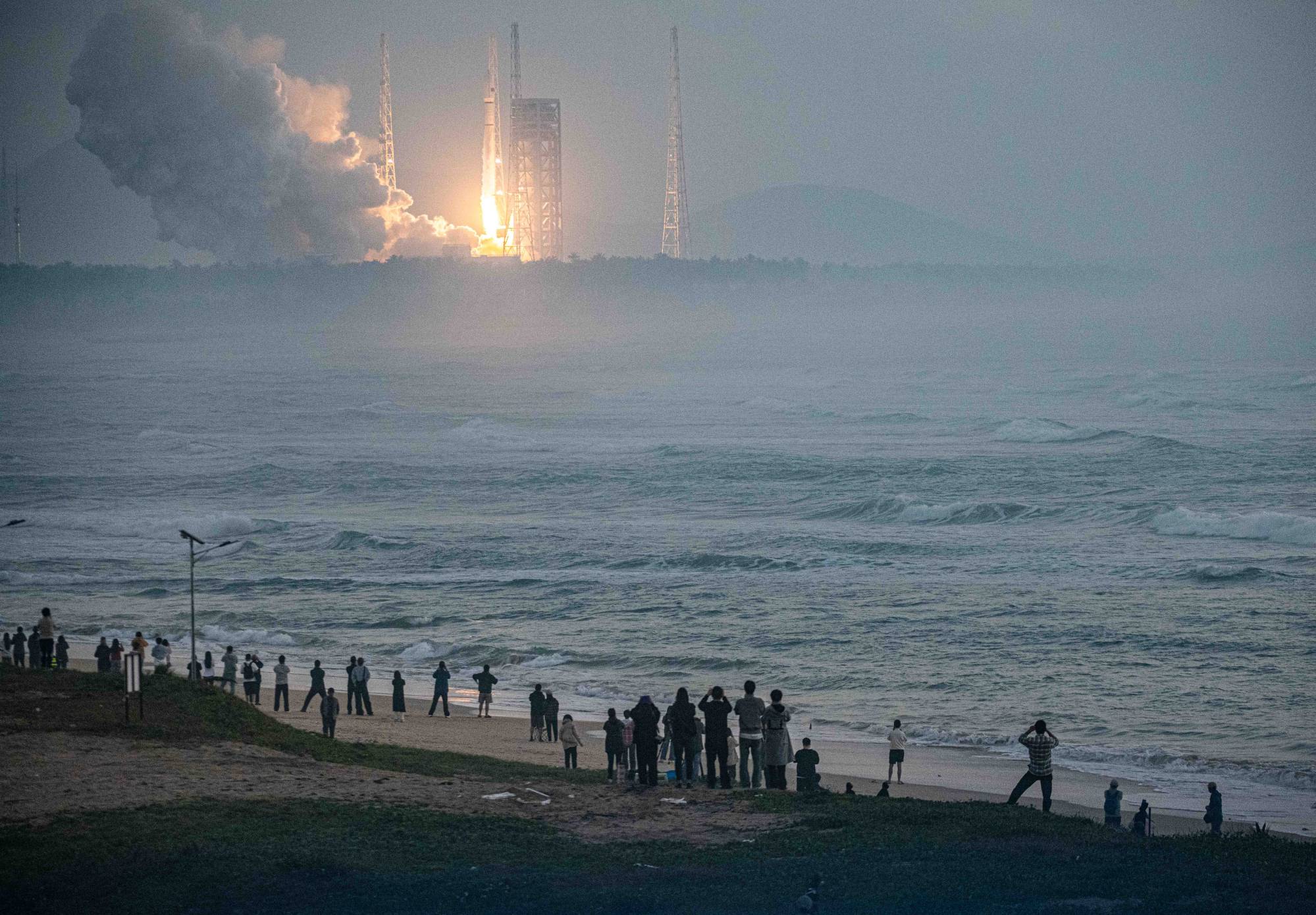 Chinese rocket shares slump after warnings on 'irrational' rally