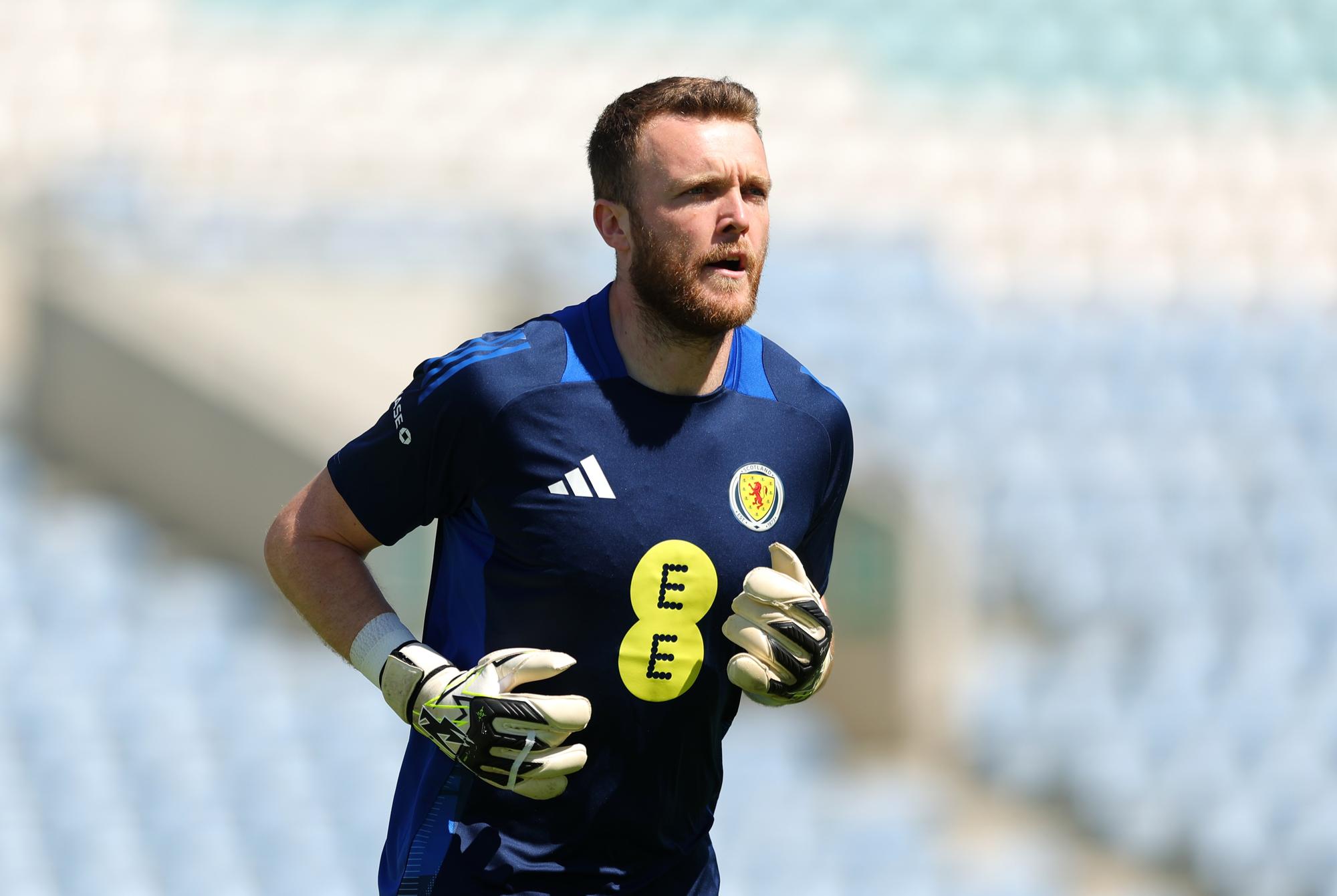 Rangers wait on £12m man, Celtic explain decision, Hibs 'ramp use ...