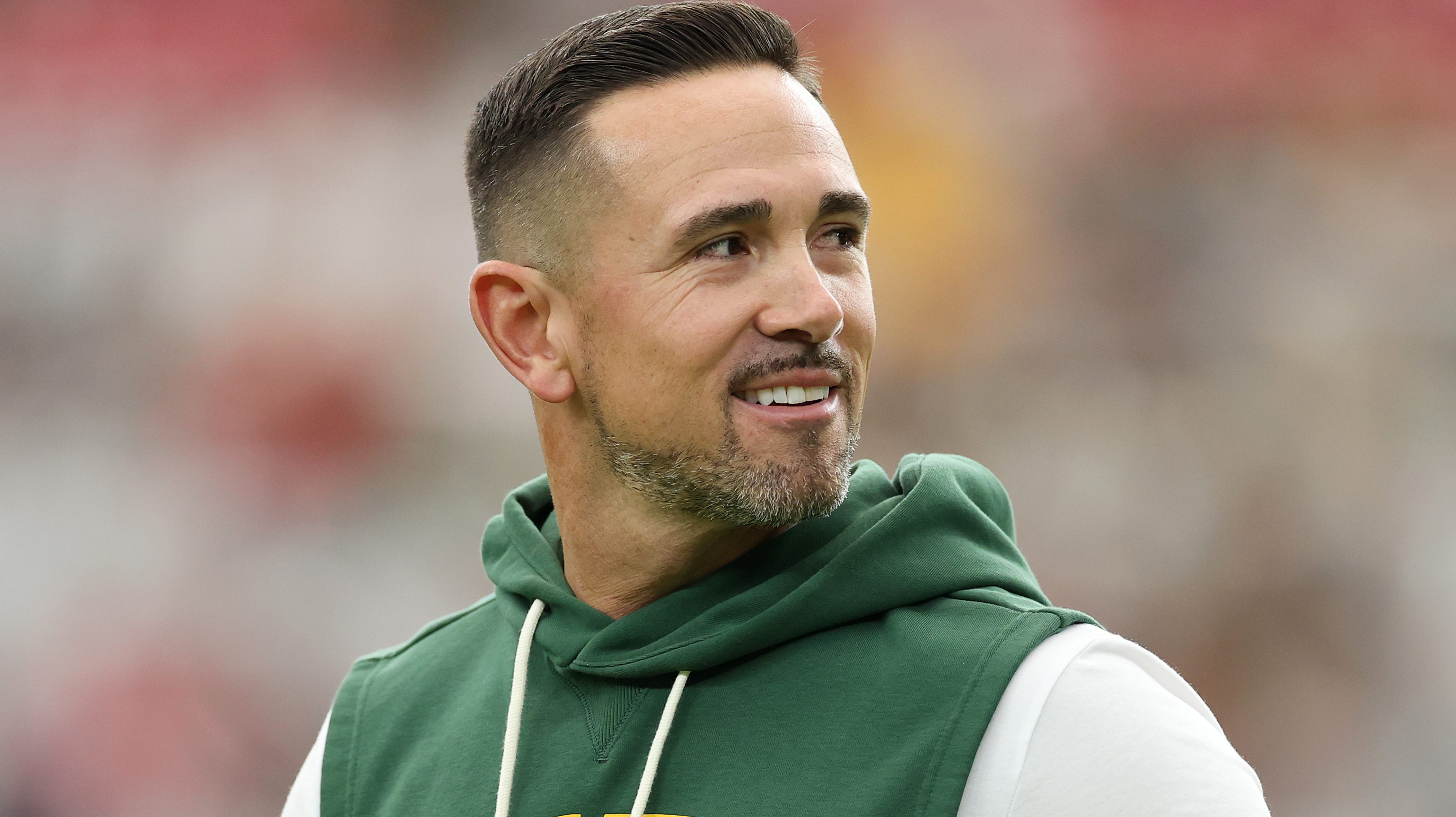 Packers sign ex-Patriots running back in first wave of roster moves