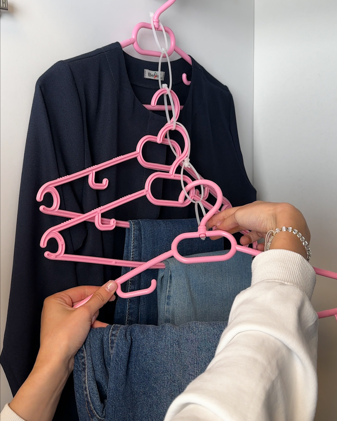 Tiny closet? No problem with this hanger hack 🪄🧵