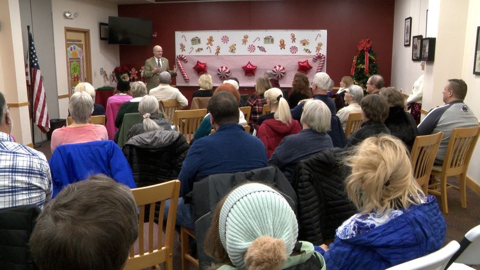 Presidential historian shares White House Christmas experience at Hoyt ...