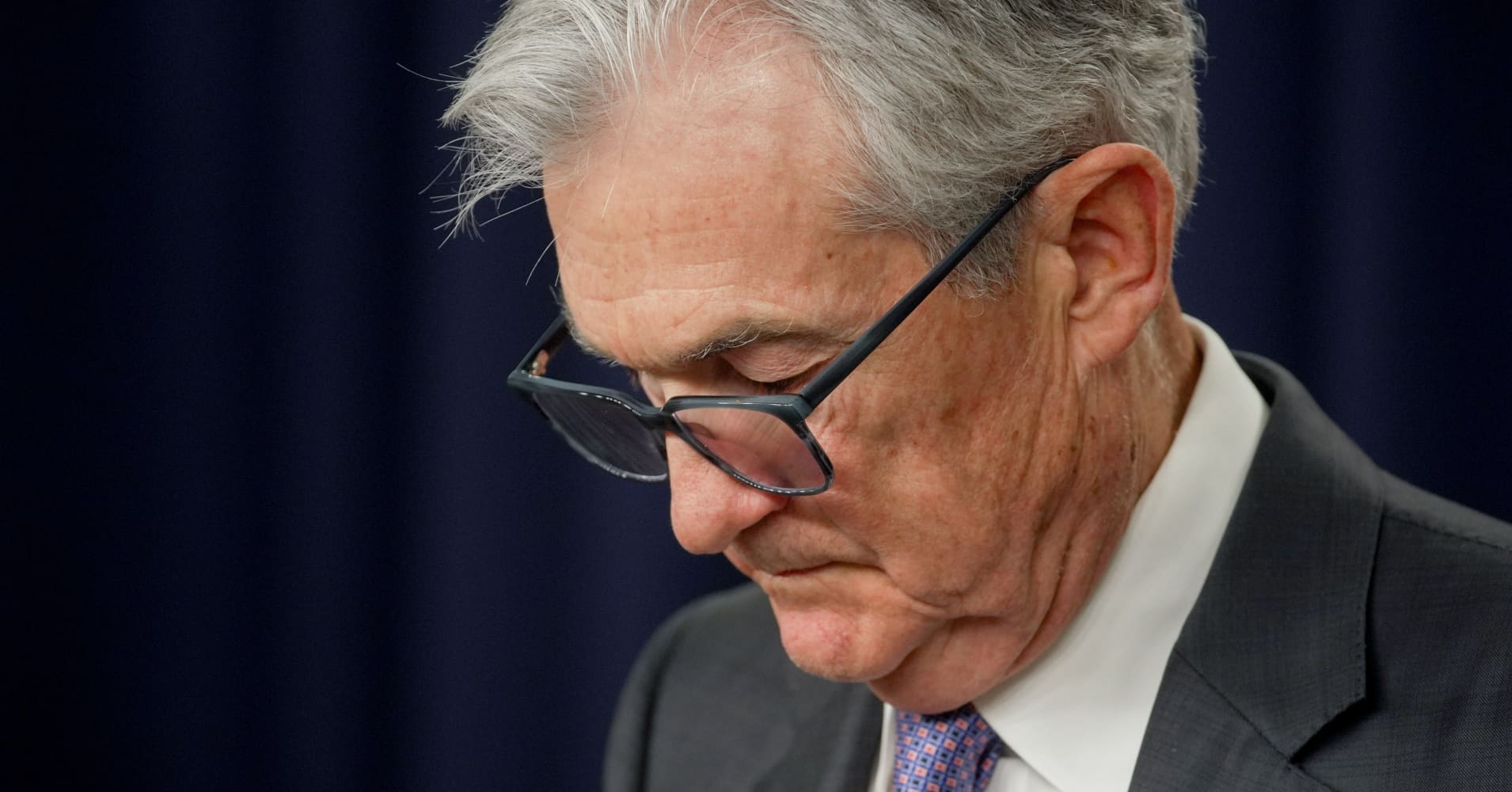 Global central bankers unite in defense of Fed Chair Jerome Powell