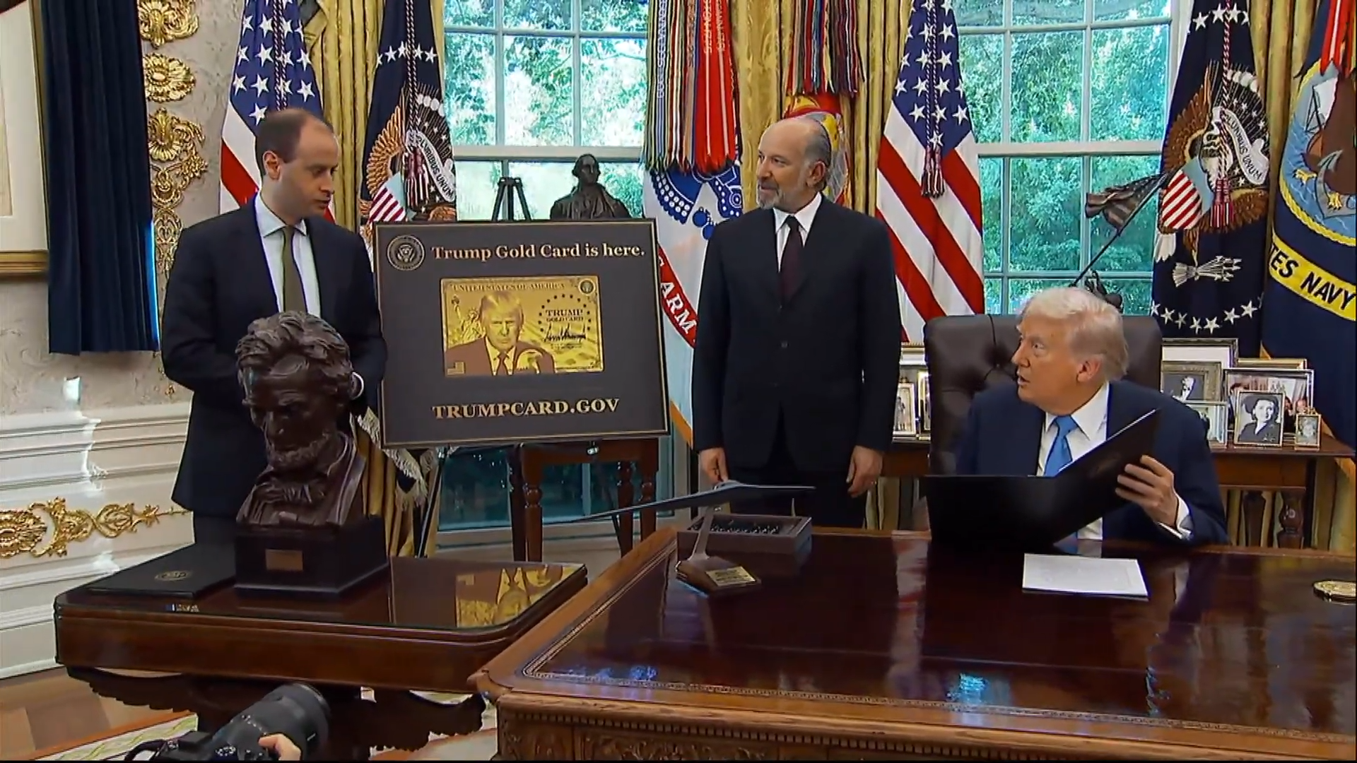 'I'm gonna ask Howard and Will': Trump reveals he's not in charge, has ...