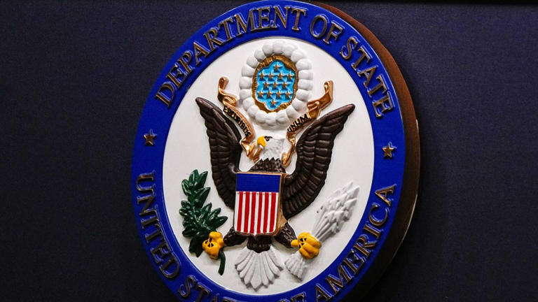 Powell probe lands with thud