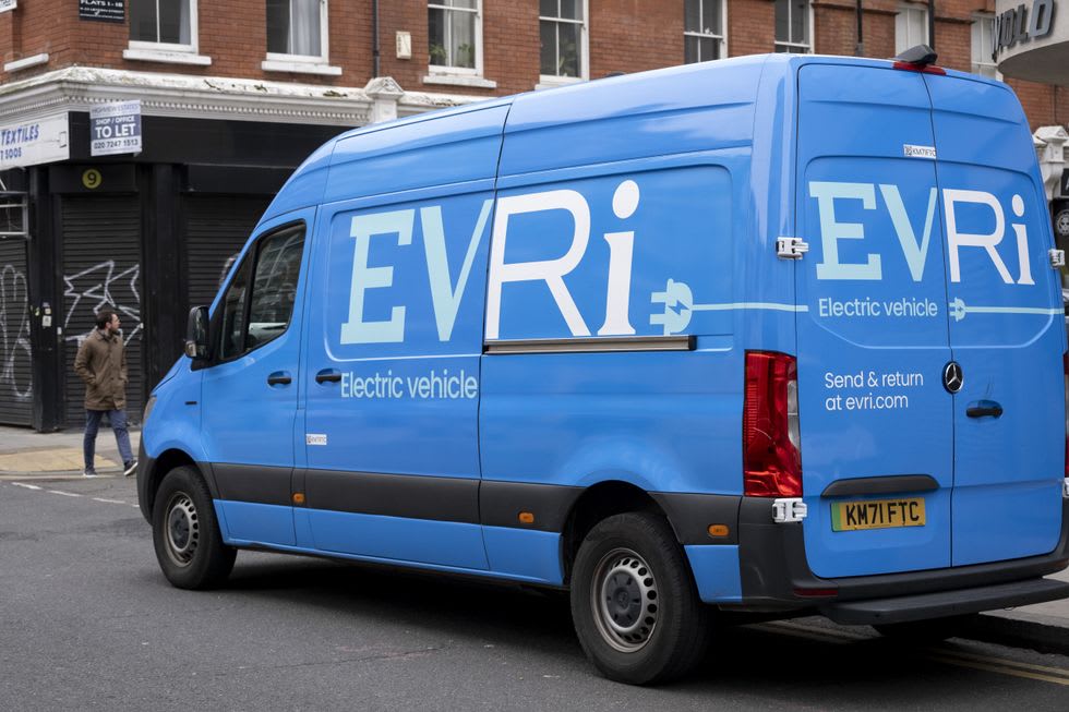 Evri delivers empty box to pensioner, 78, before sending her picture of ...