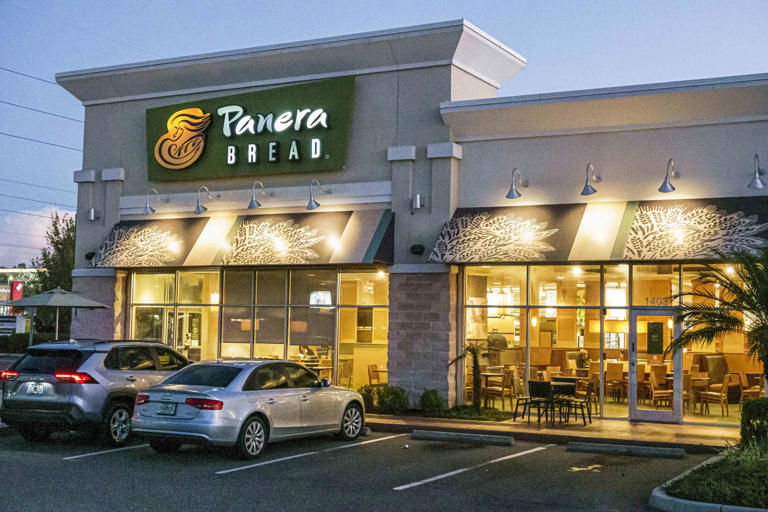 Panera's fan-favorite bagel stacks return with one all-new flavor