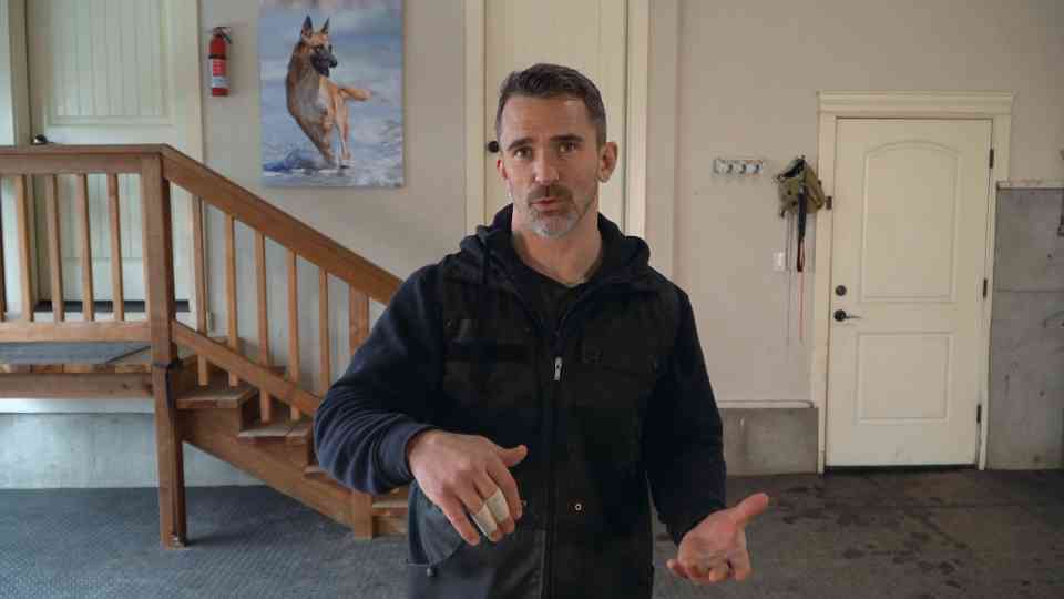 How trainers teach backward heel without confusion