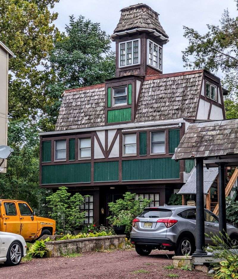 The small New Jersey villages locals try to keep off the tourist map