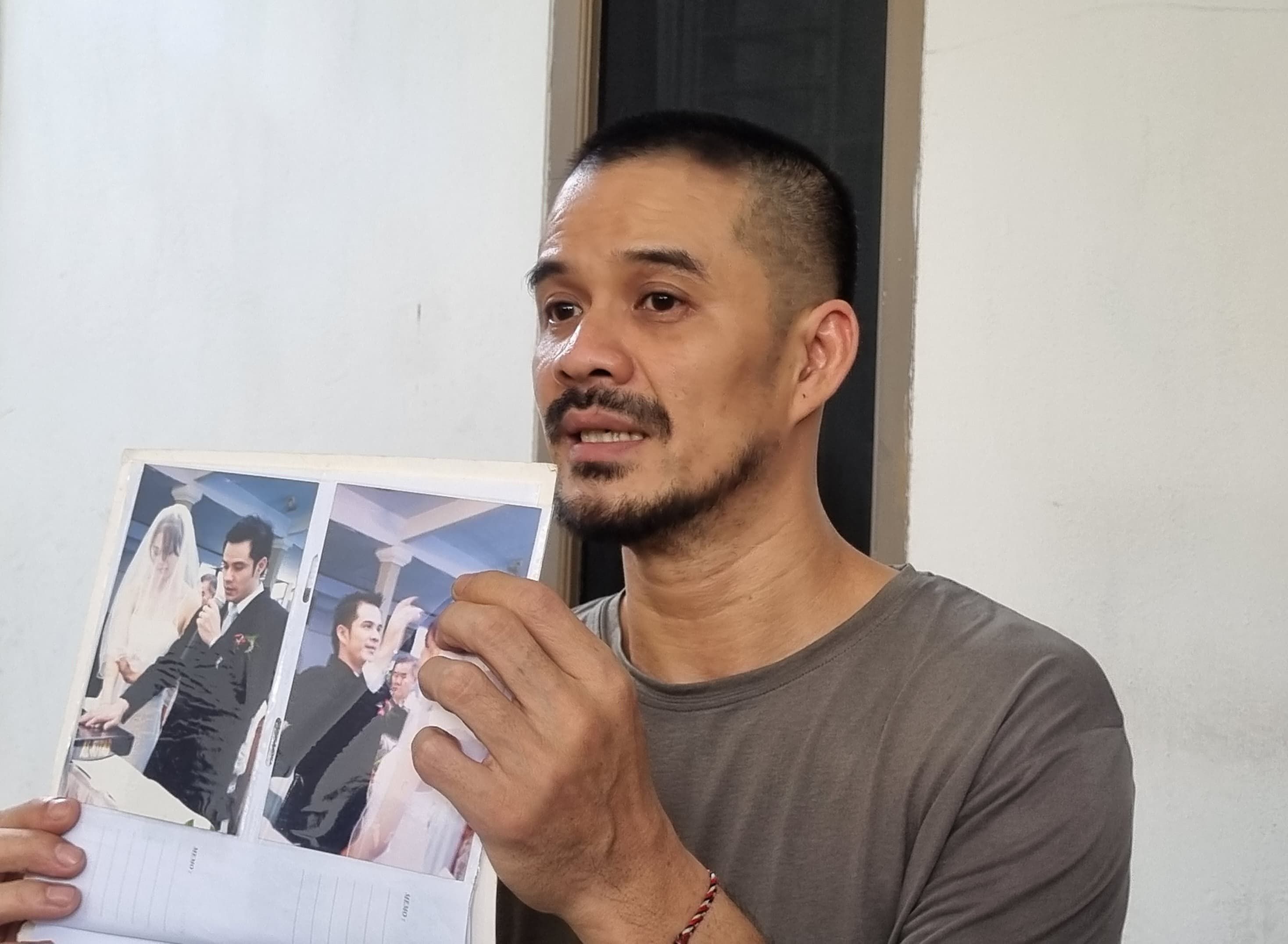 Roby Tremonti tunjukkan foto pemberkatan nikah, benarkan keluarga ...