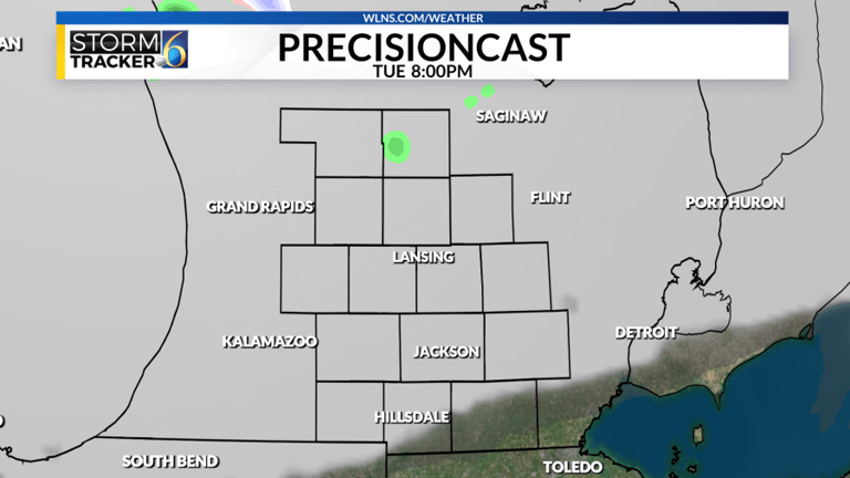 The chance for snow returns to Mid-Michigan tonight