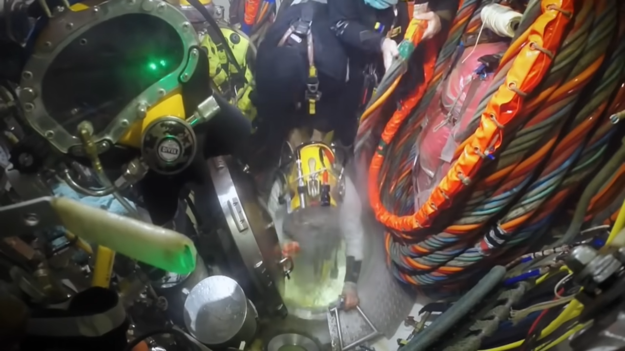 How a single cable failure left a diver alone at 265 feet