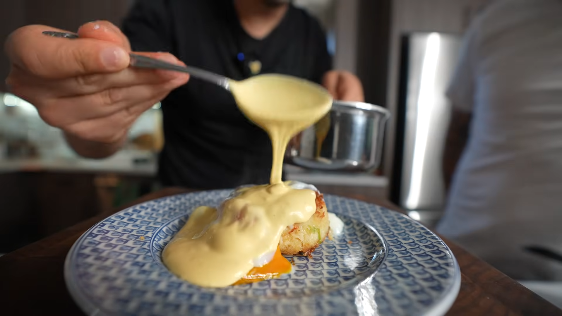 Why crabcakes always taste better at restaurants