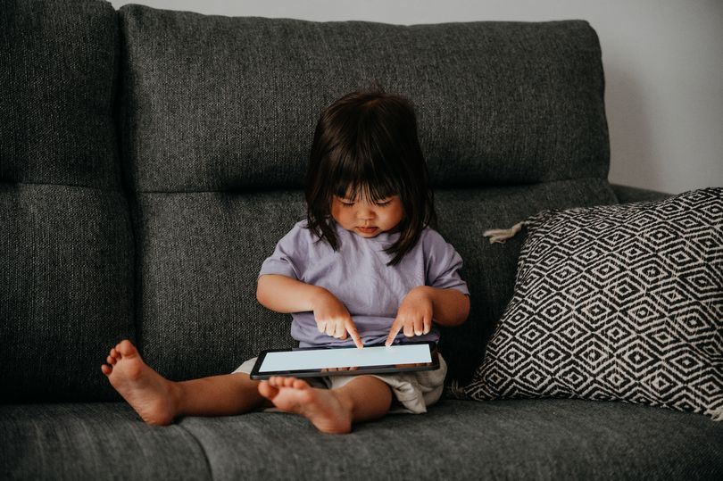 Warning issued over excessive screen time as toddlers show delayed ...
