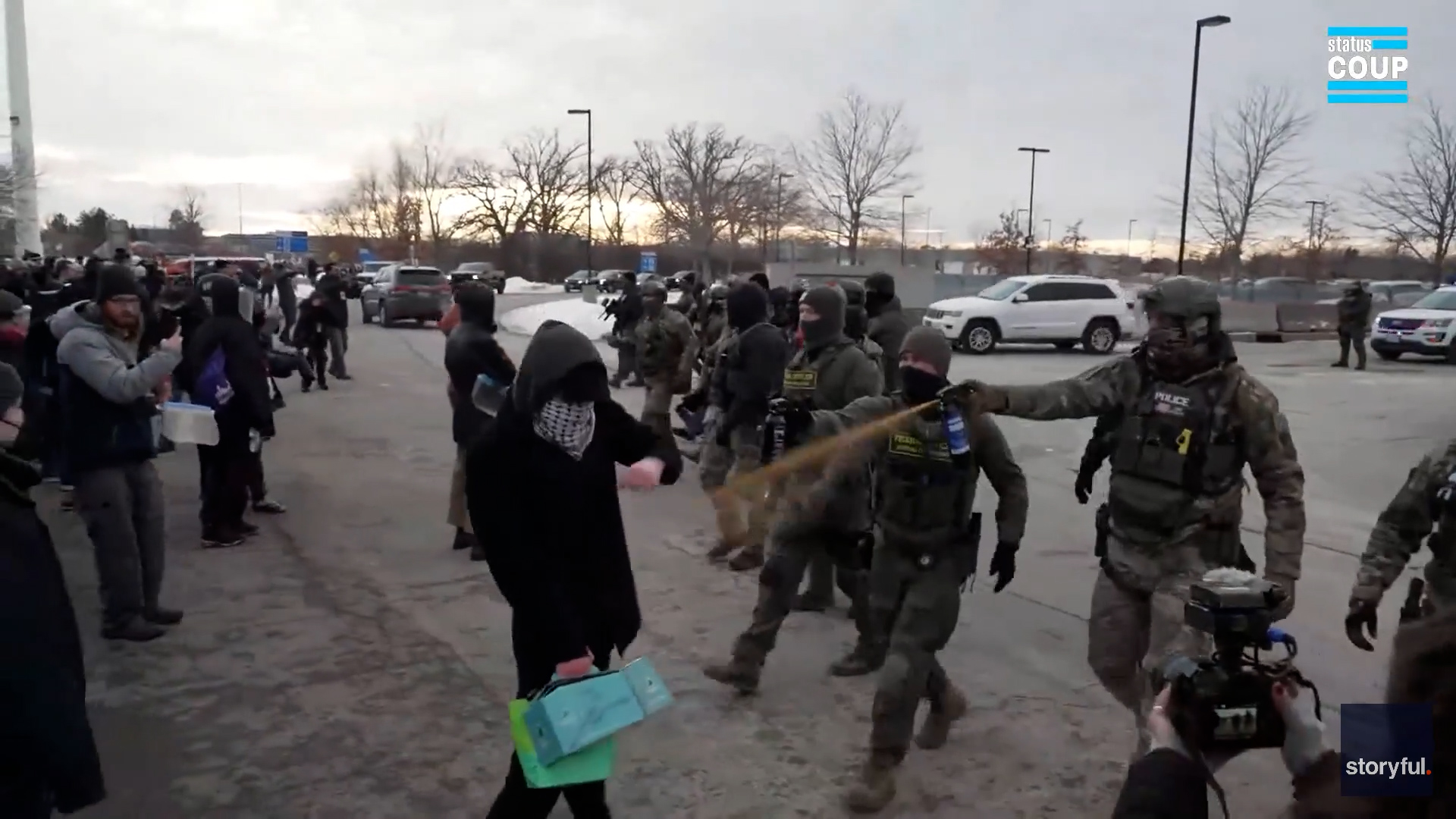 Federal agents fire pepper spray at protesters during anti-ICE ...