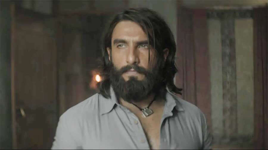 Ram Gopal Varma weighs in on Dhurandhar vs Toxic, calls it a collision ...