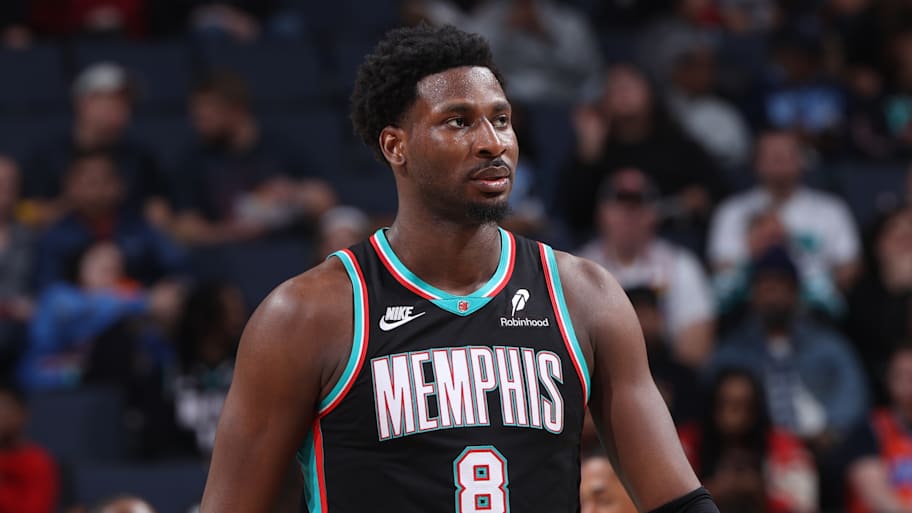 Dream Raptors trade target has officially just hit the trade market